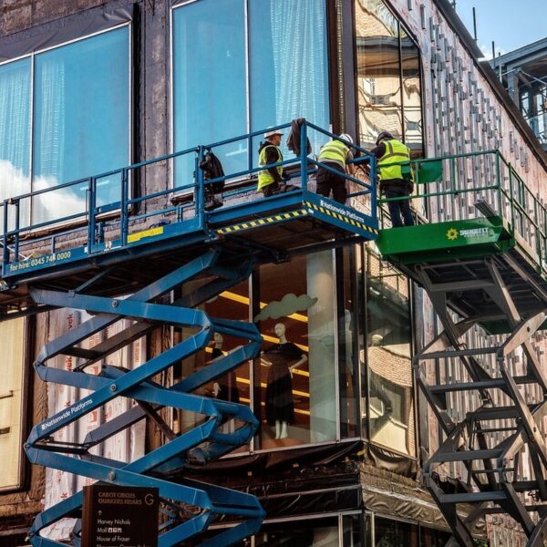 Motorized Mobile Platforms For Construction - Exceed Safety